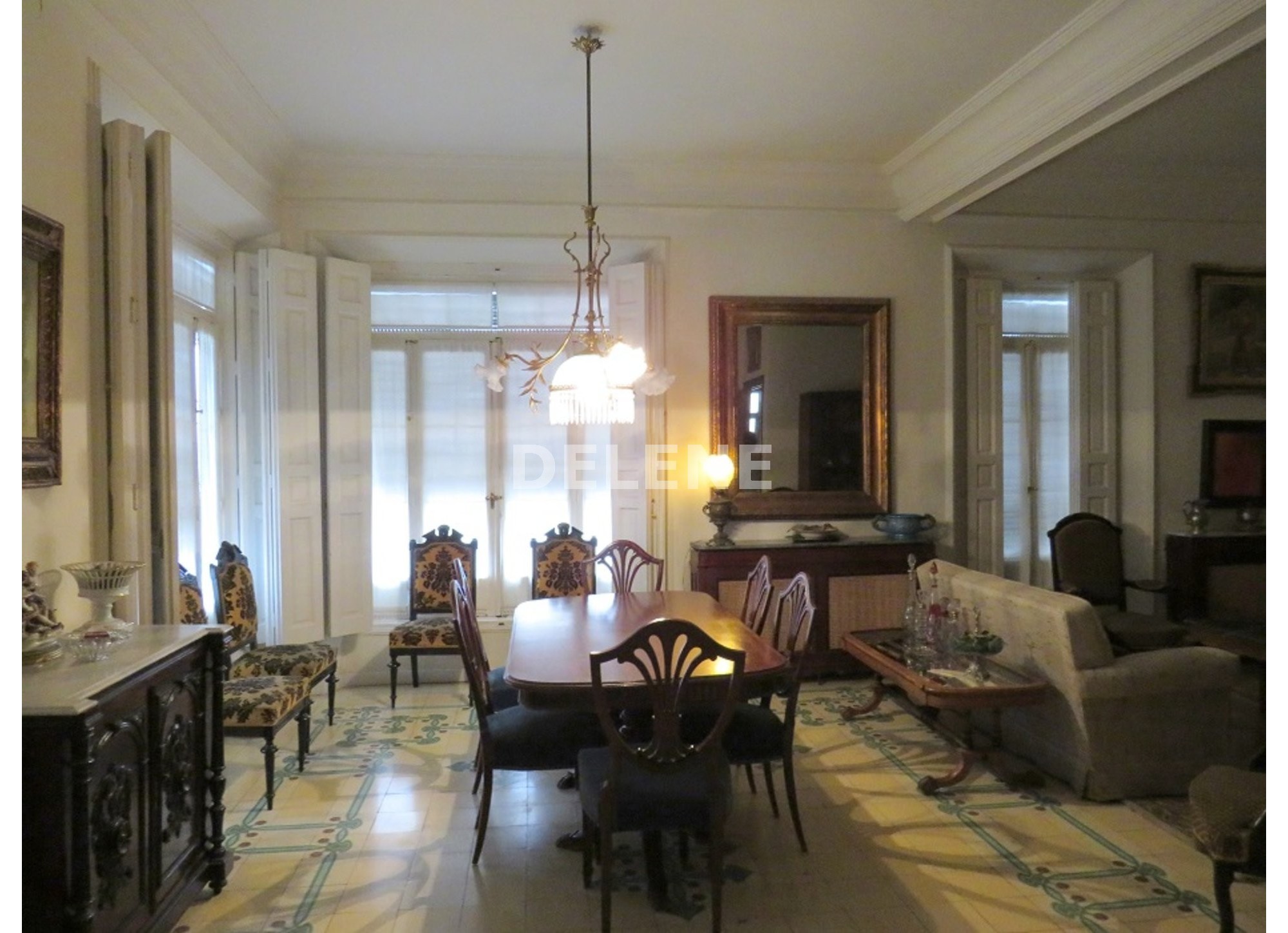 1279 CASA SEÑORIAL DE 400m2 EN EL CENTRO DE HELLIN - Inmobiliaria DELENE